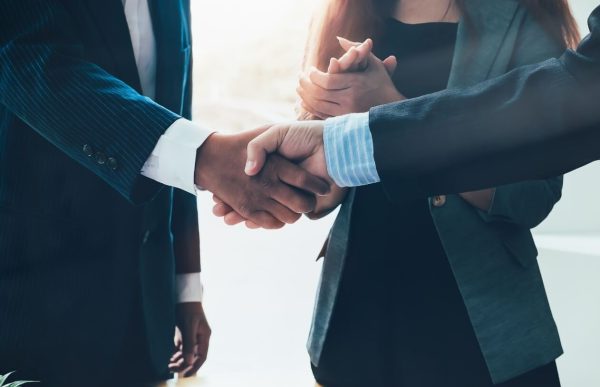 The Role of a Chief Business Officer: Key Duties Explained - Upskilling ...